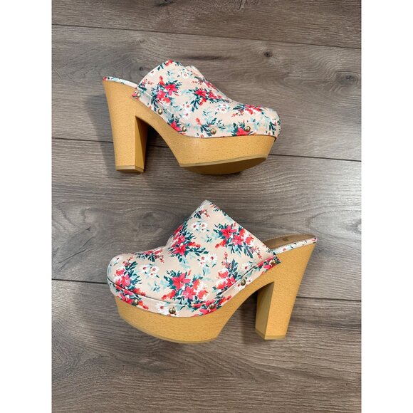 Report | Shoes | Report Footwear Theresa Floral Wooden Clogs 85 | Poshmark